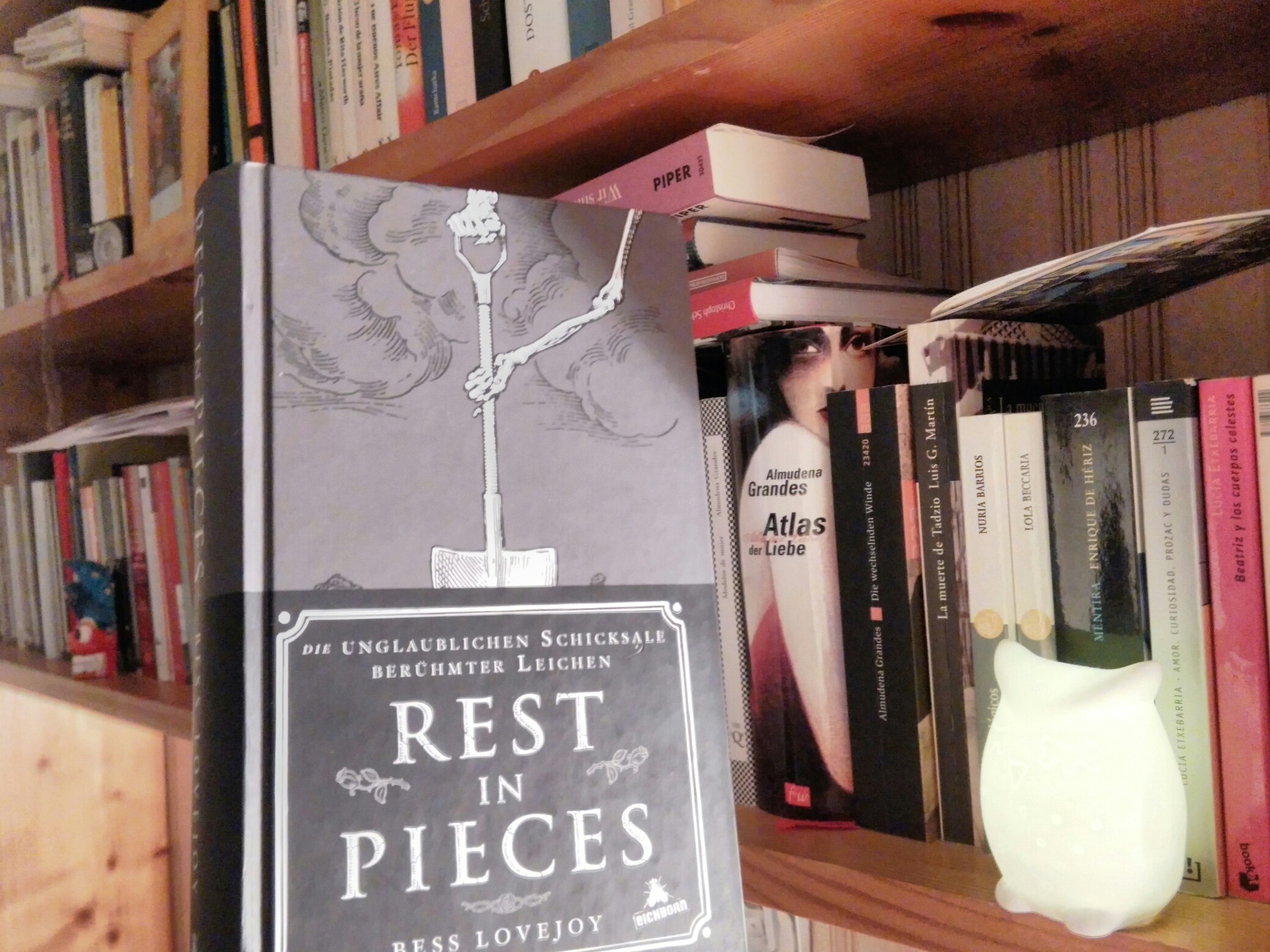 Bess Lovejoy, Rest in Pieces | BuchUhu